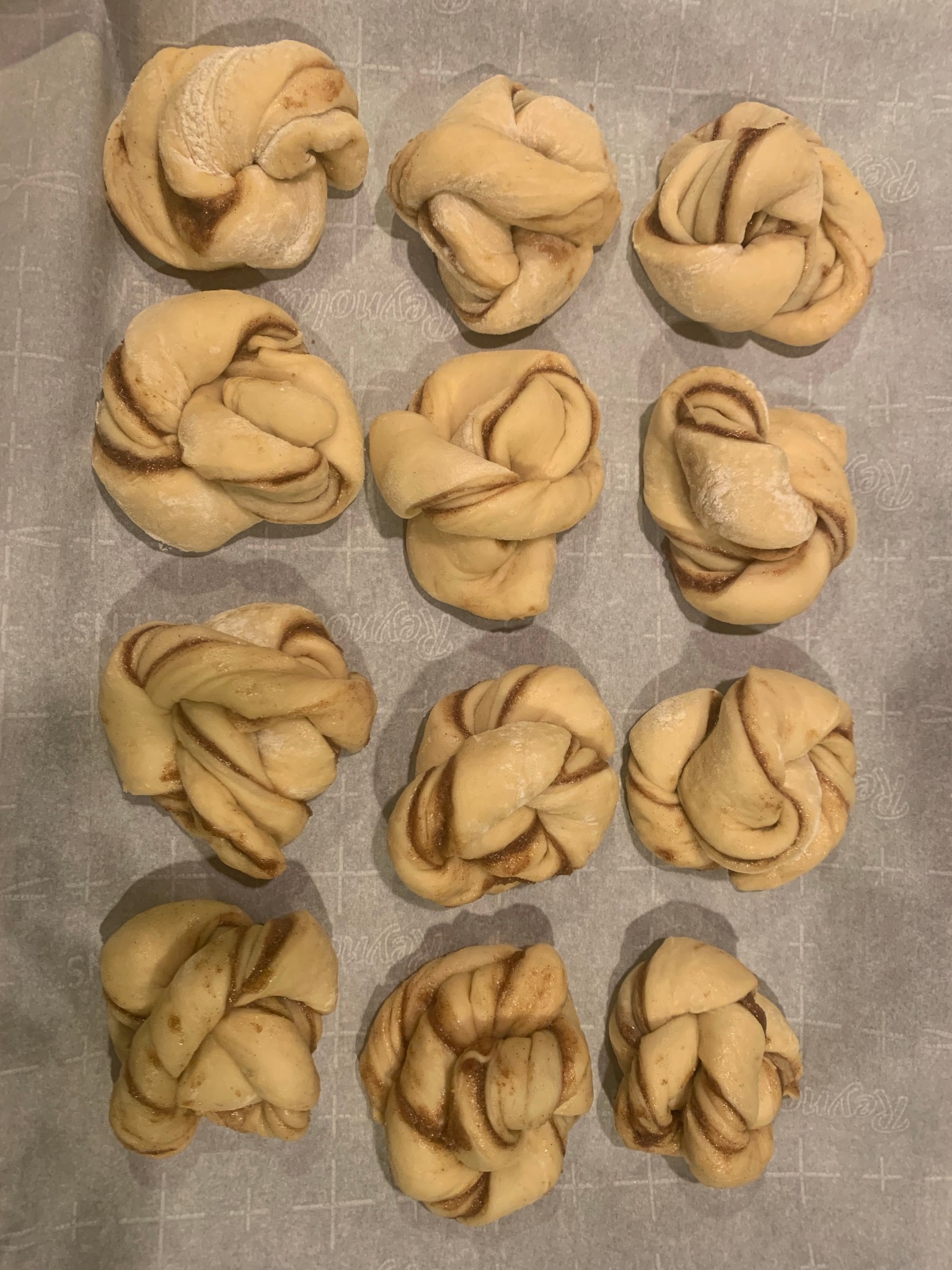 Sweet Knots With Brown Sugar OR You Can Use Nutella – The Wild Gems