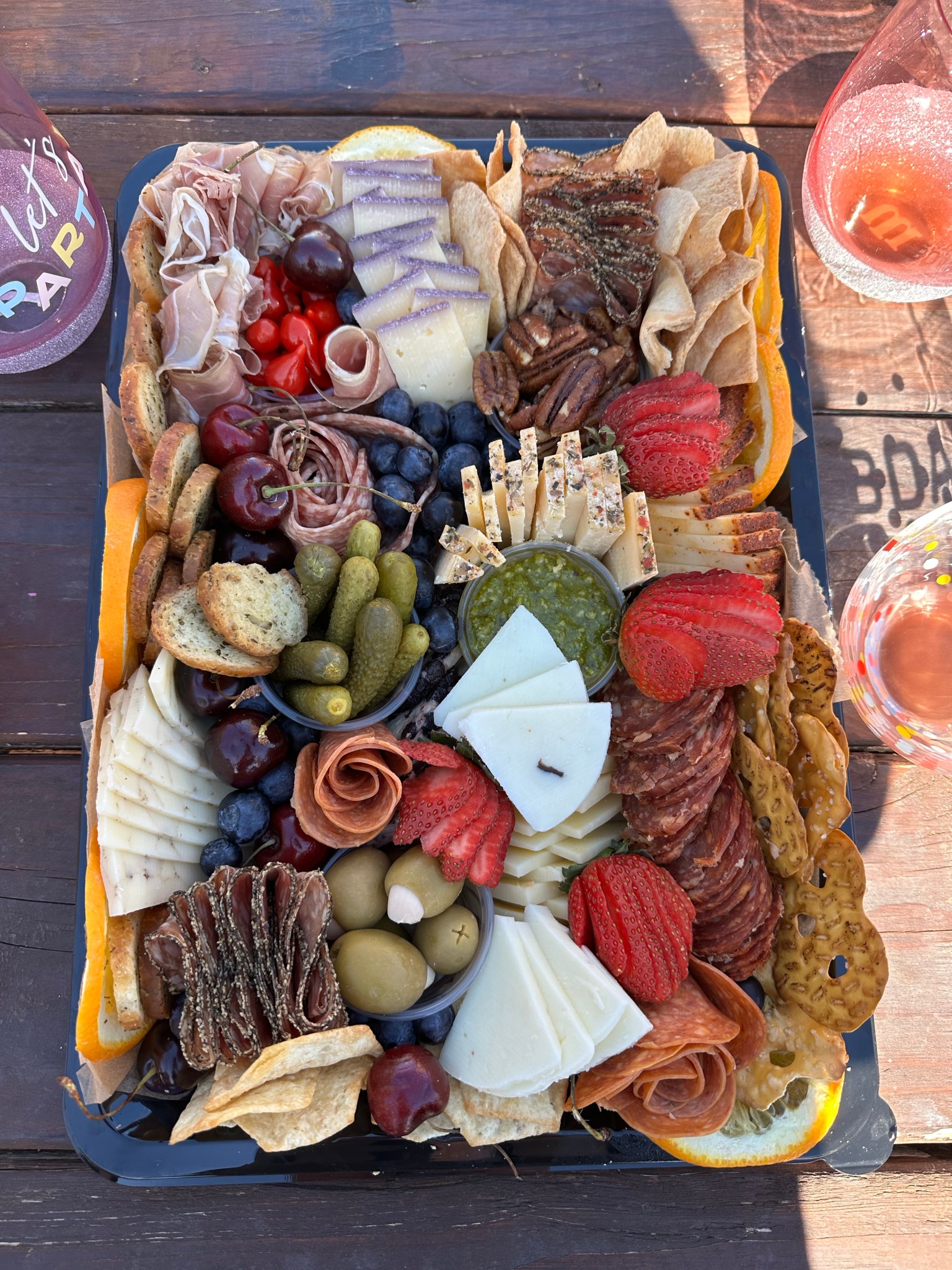 Meat And Cheese Charcuterie Board Inspiration – Visual Layouts And ...