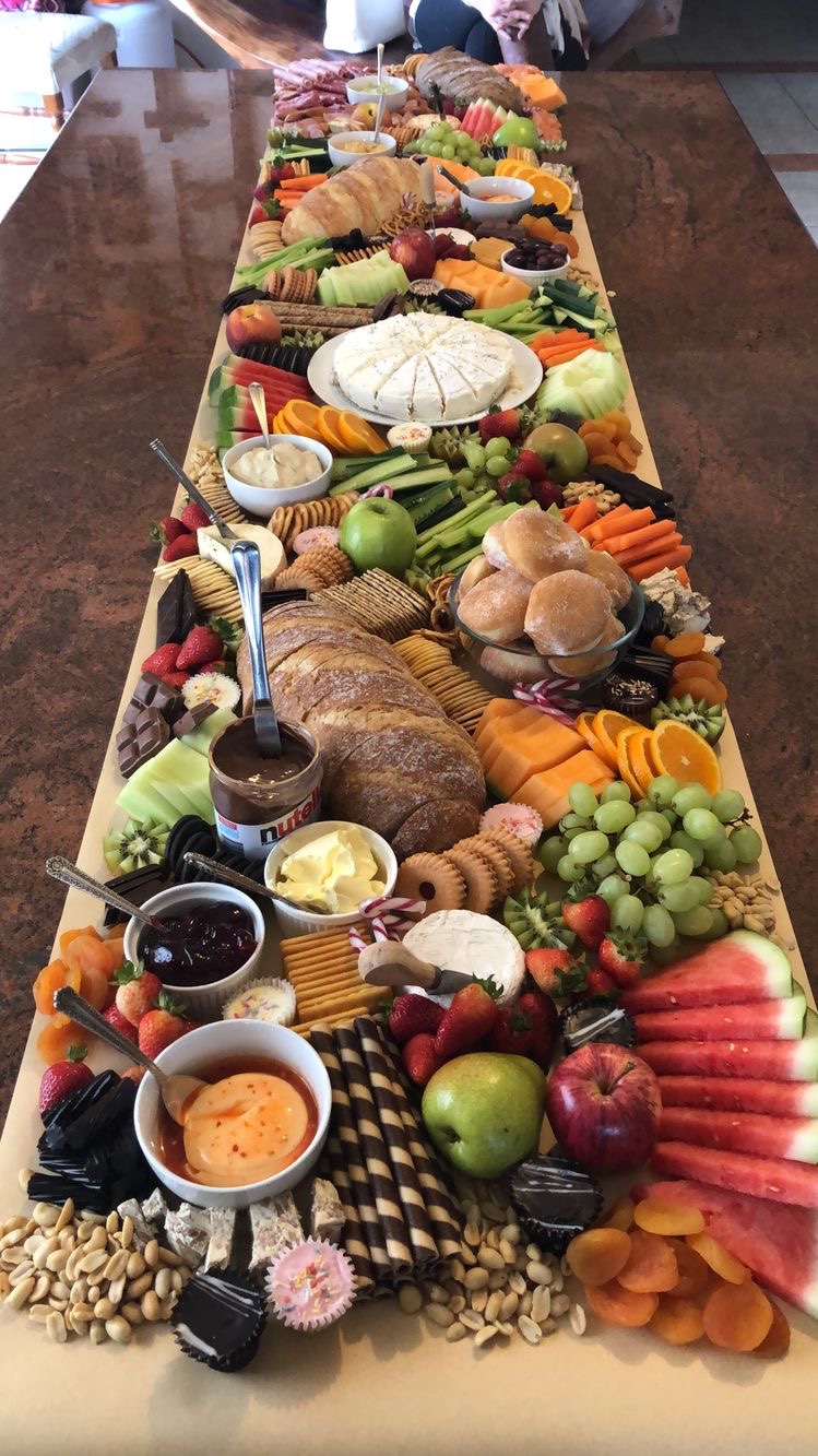 Meat And Cheese Charcuterie Board Inspiration – Visual Layouts And ...