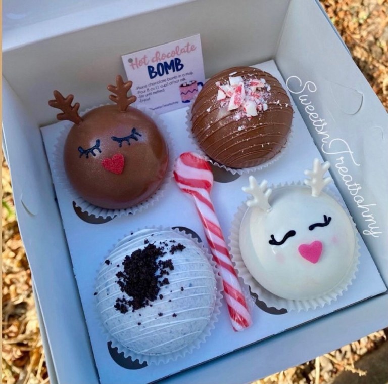 25 Super Cute Pictures Of Christmas Hot Cocoa Bombs To Inspire You ...