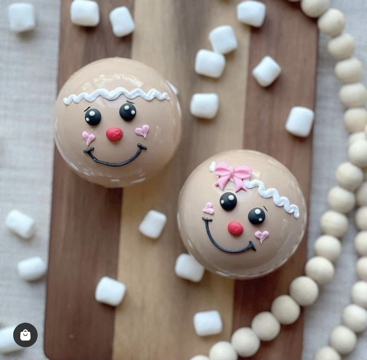25 Super Cute Pictures Of Christmas Hot Cocoa Bombs To Inspire You ...